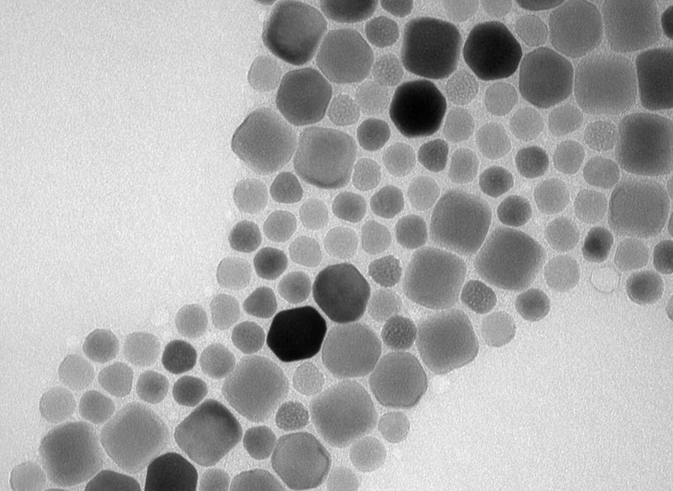 Nanoparticles | material science | image analysis | QuTEM